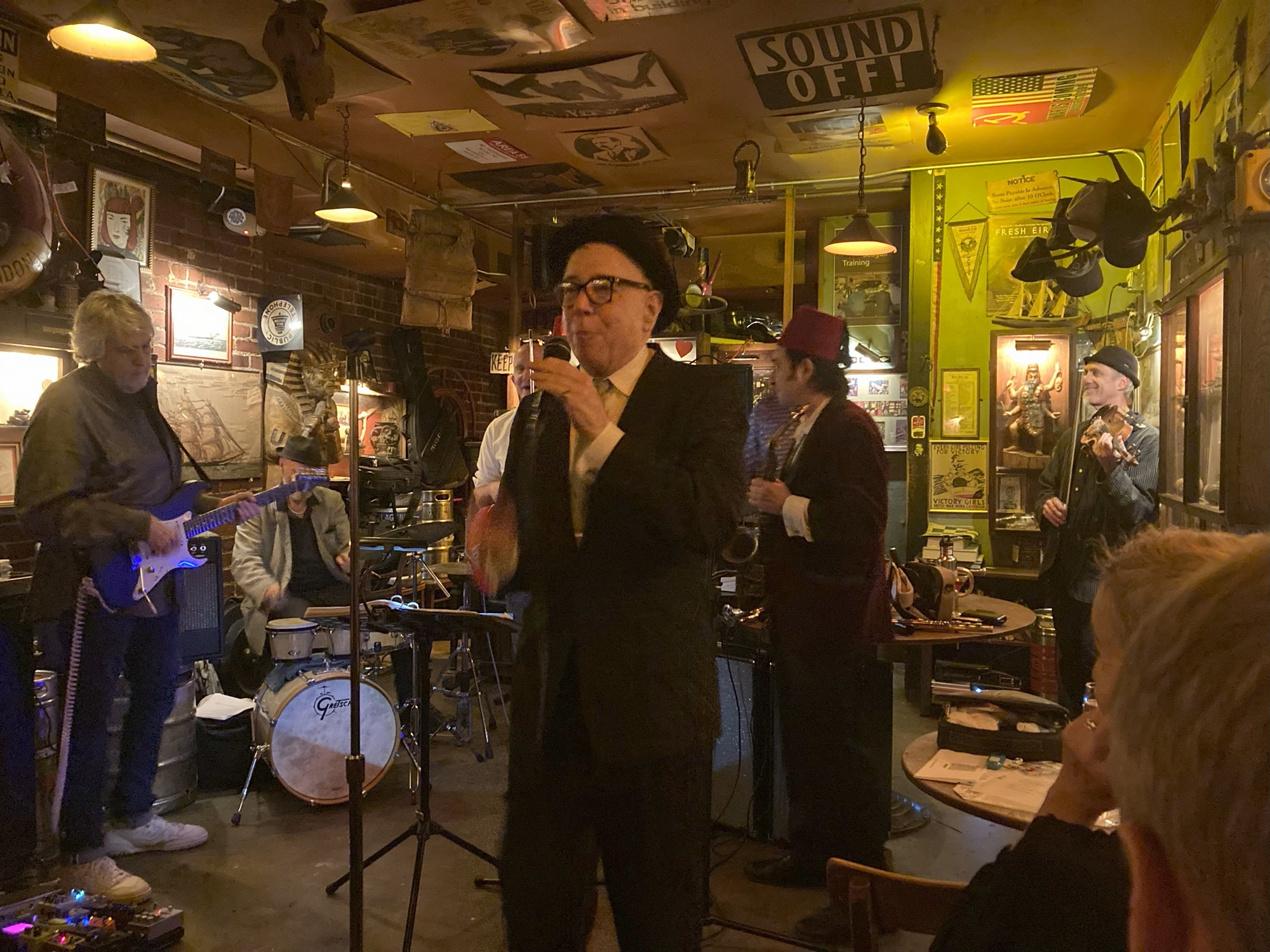 Specs’--the Best Dive Bar in San FranciscoSmall Car, Big Time Tours ...